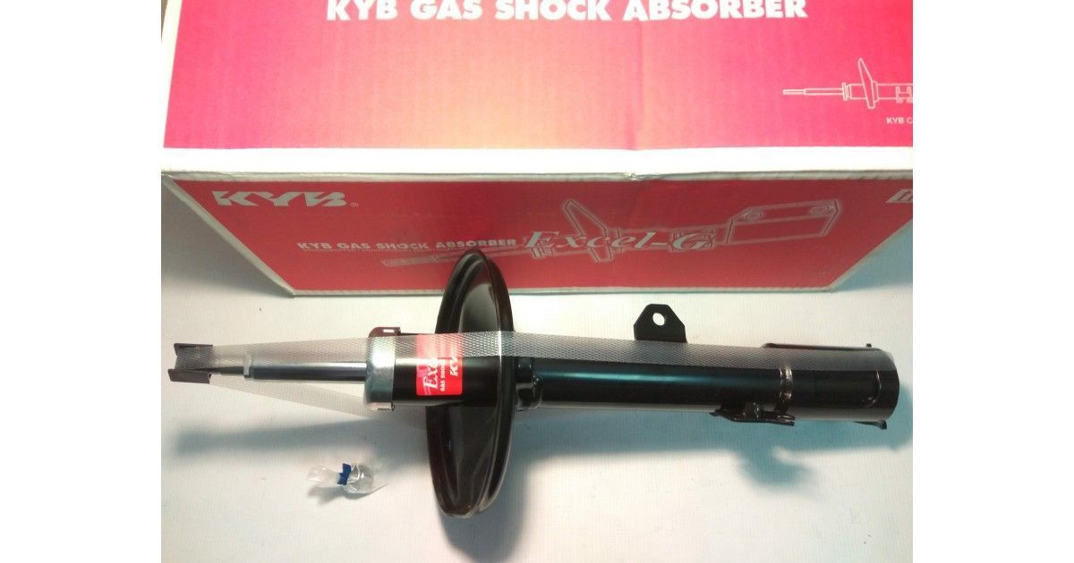 Передний правый амортизатор Chery Tiggo KYB 335040, газомасляный