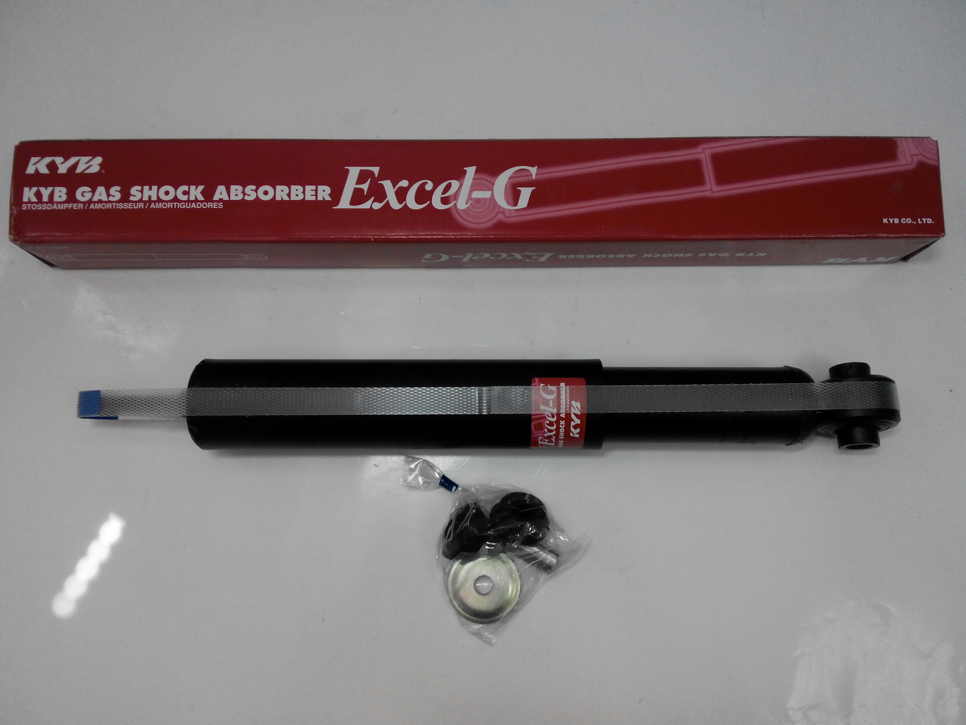 Задний амортизатор Mitsubishi Pajero III (2000-2007) KYB 344300, газомасляный